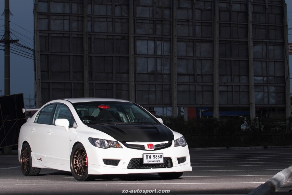 TYPE R & CIVIC ED6 – XO – AUTOSPORT : THAILAND TUNING CARS MAGAZINE